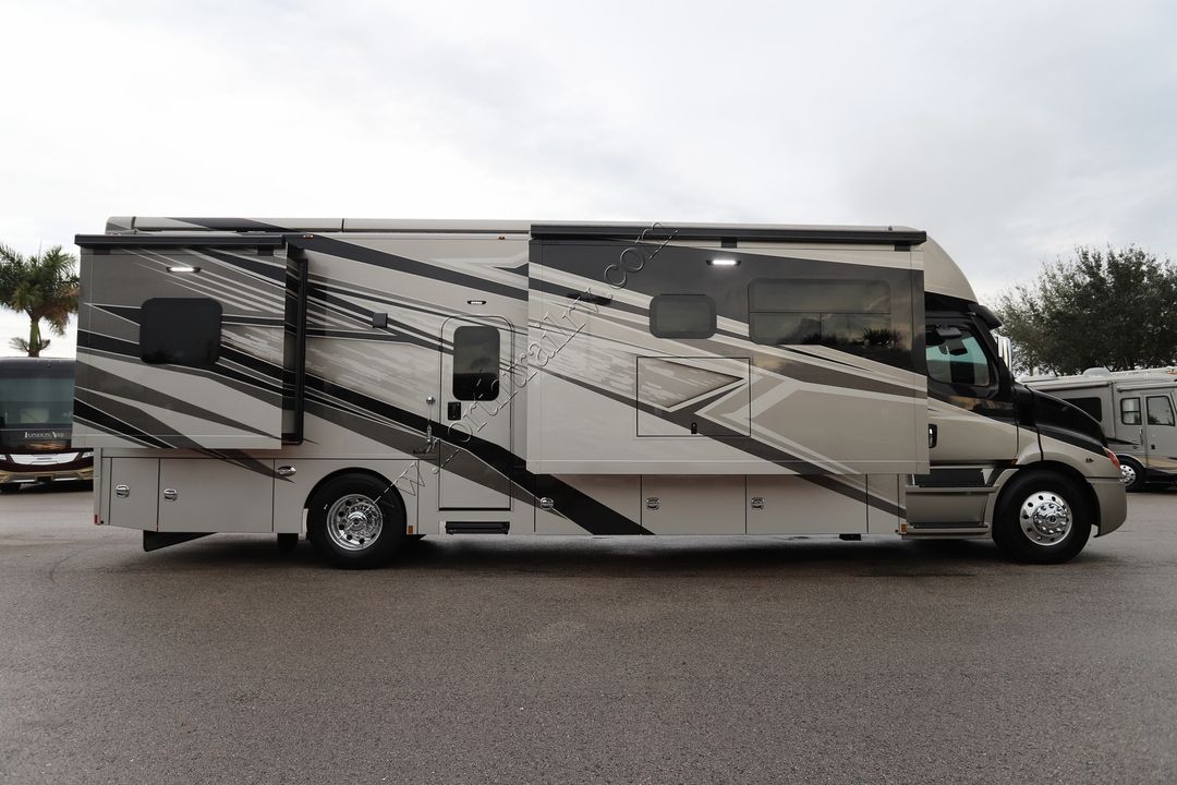 2026 Renegade Rv Explorer 38EMB 16622