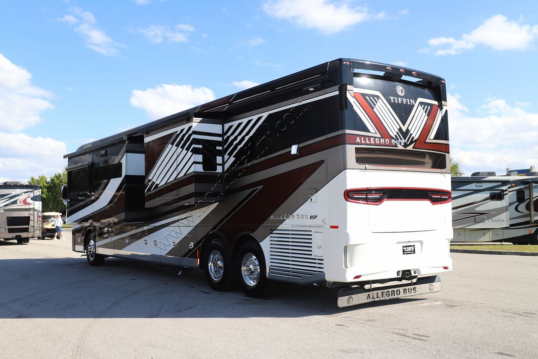 2023 Tiffin Motor Homes Allegro Bus 45OPP 16557-1
