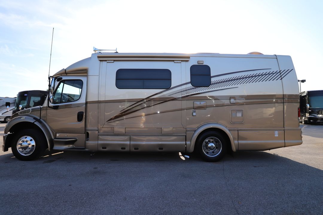 2007 Dynamax Dynaquest 260ST 12698-2