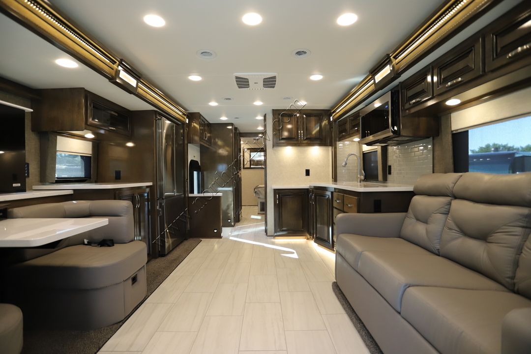 2022 Renegade Rv Explorer 38EMB 14399
