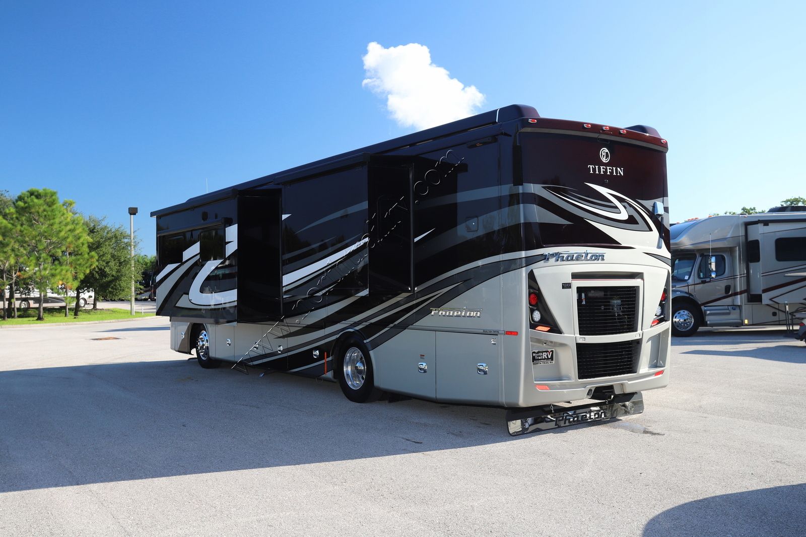 Tiffin Motorhomes For Sale | North Trail RV Center