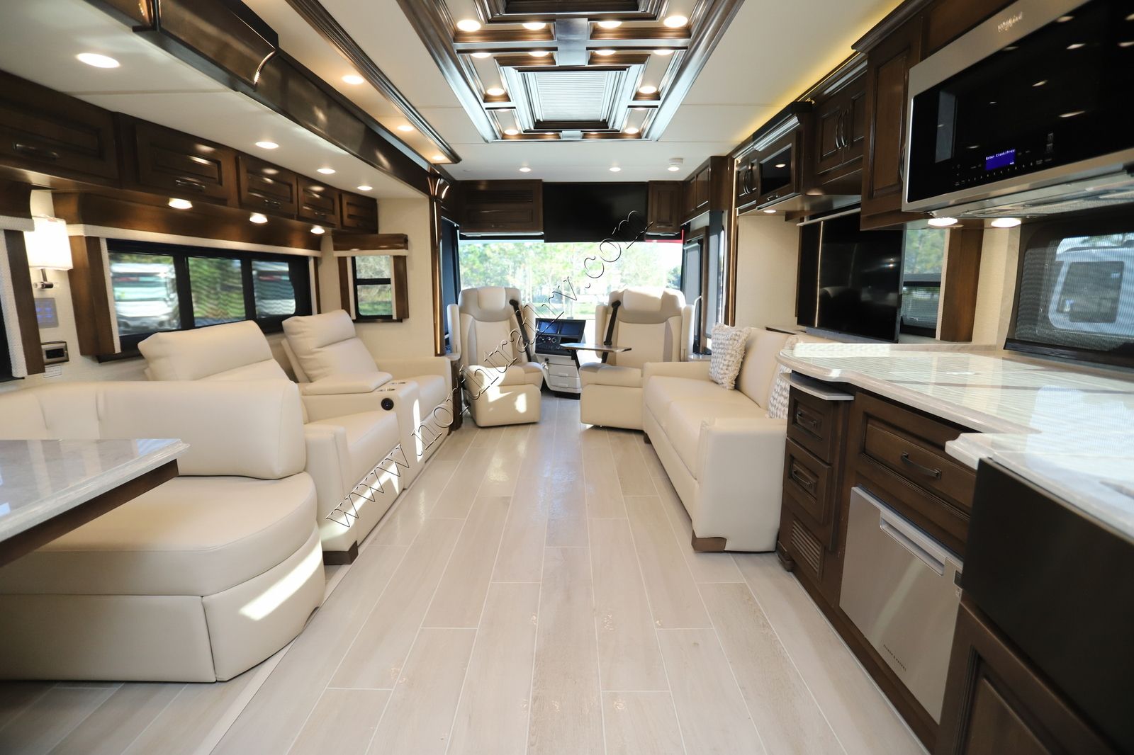 Newmar Motorhomes For Sale | North Trail RV Center