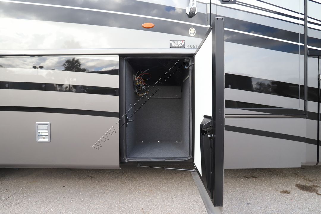 2022 Newmar Super Star 4061 14419