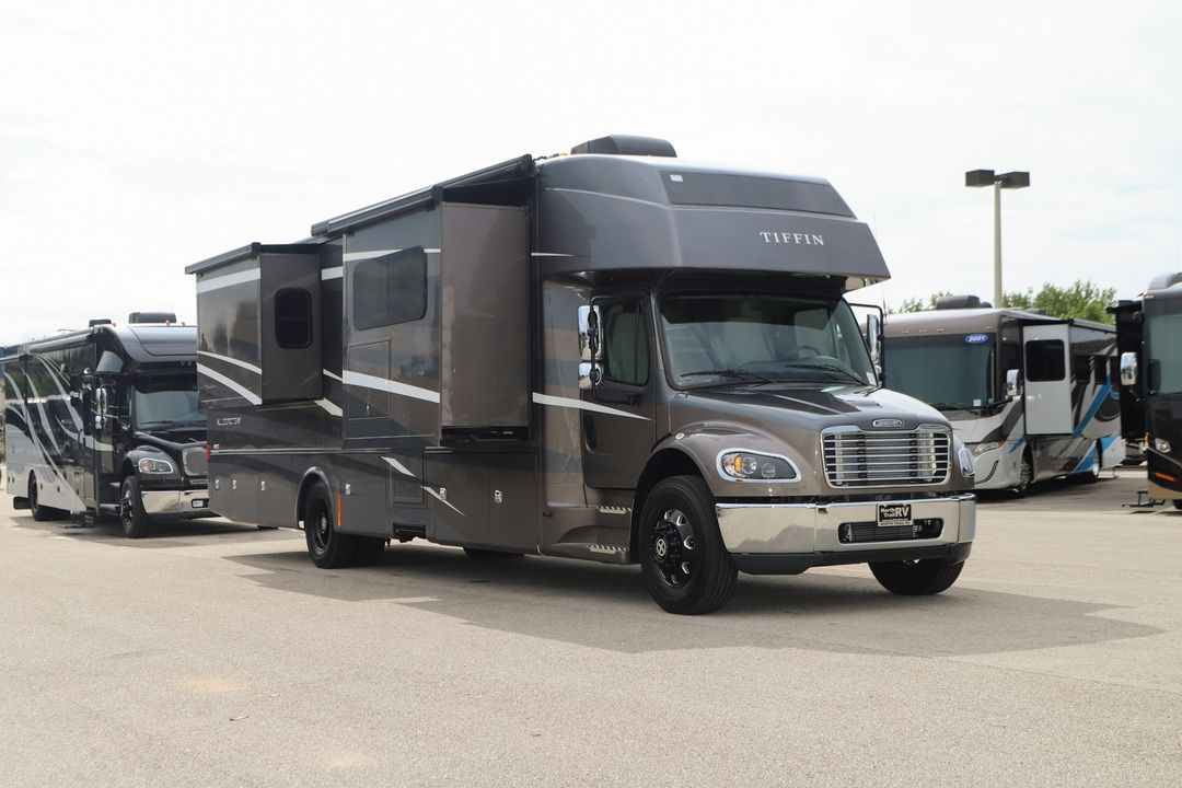New and Used RVs for Sale in Fort Myers, FL | North Trail RV Center