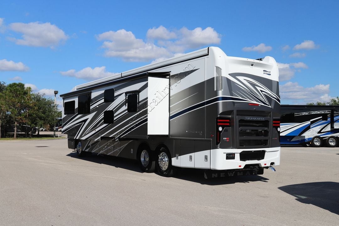 2023 Newmar Ventana 4310 15025