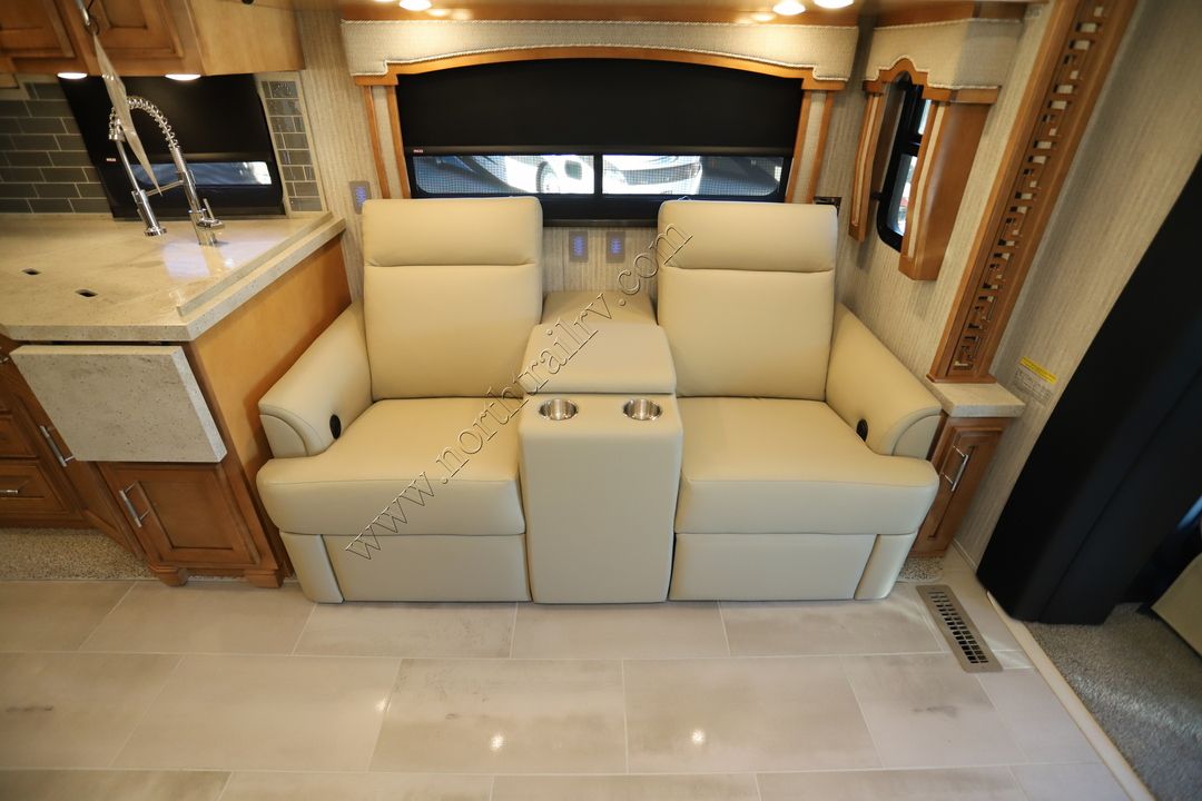 2023 Newmar Super Star 3727 15040