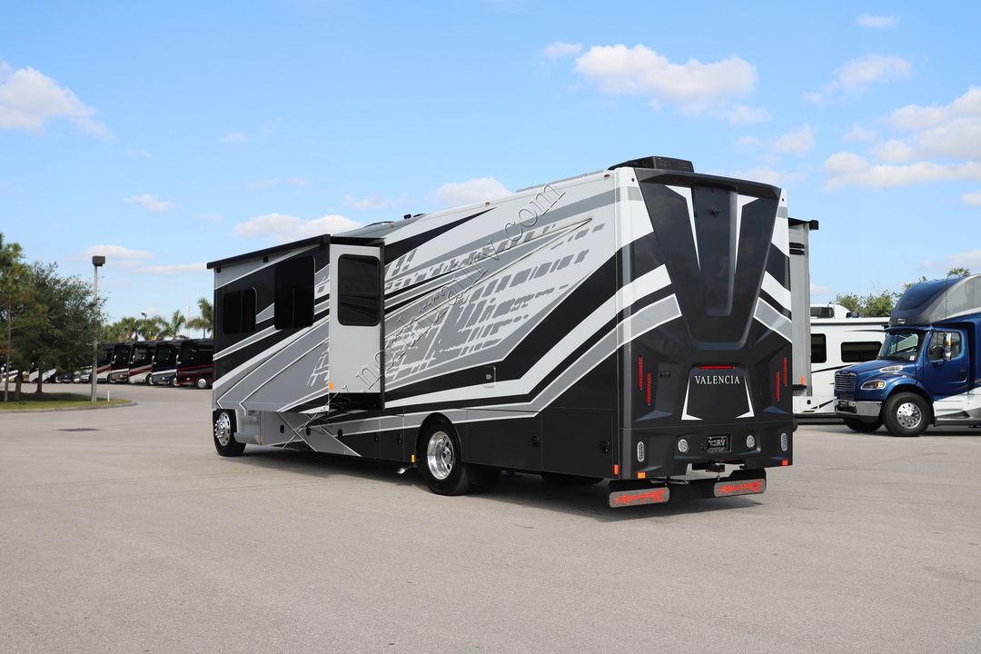2023 Renegade Rv Valencia 38BB 14921