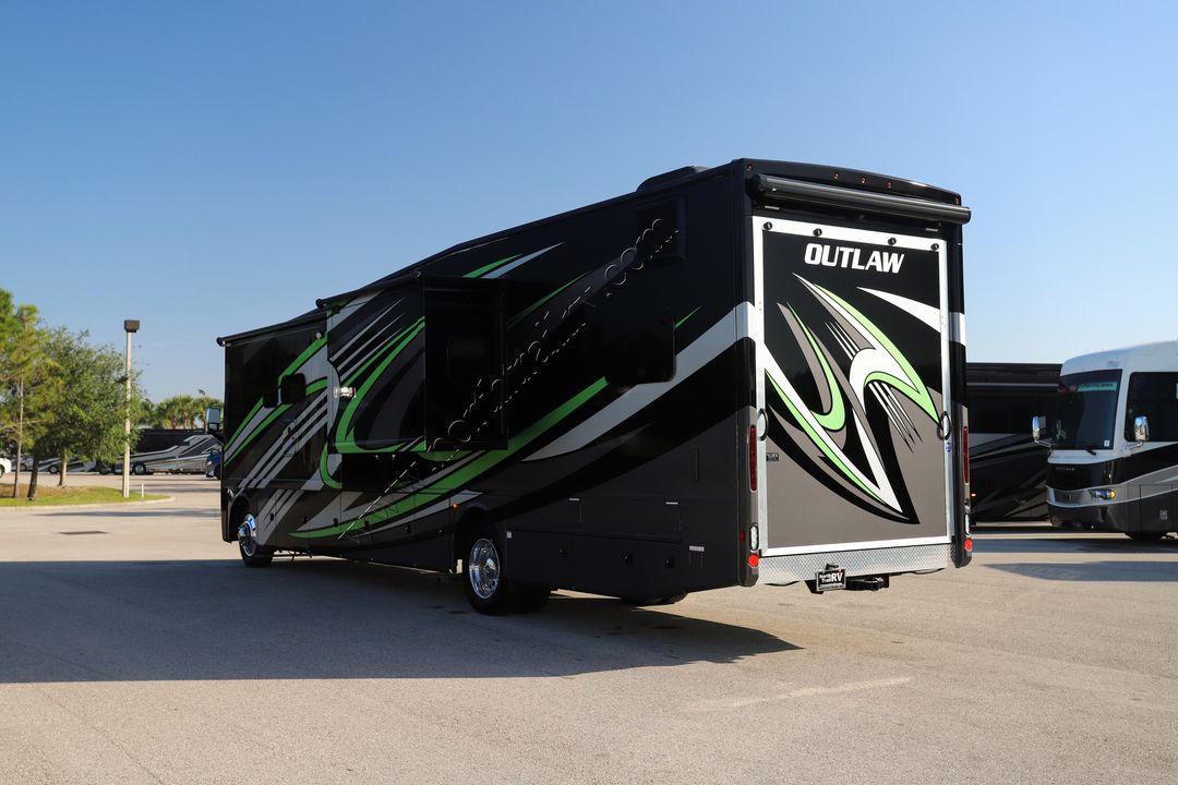 2023 Thor Outlaw 38KB 15363