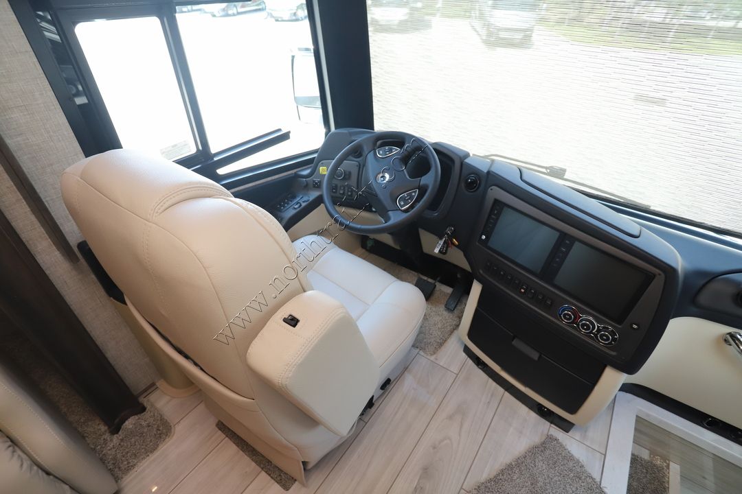 2023 Tiffin Motor Homes Allegro Bus 40IP 15412