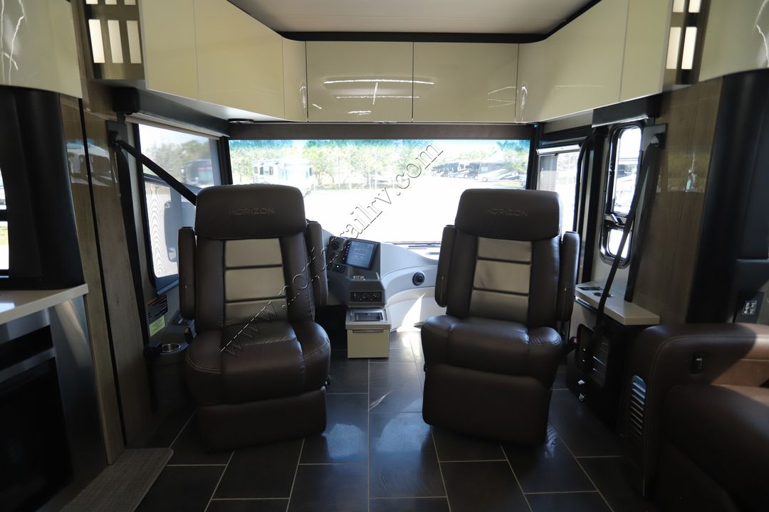 2020 Winnebago Horizon 42Q 19009