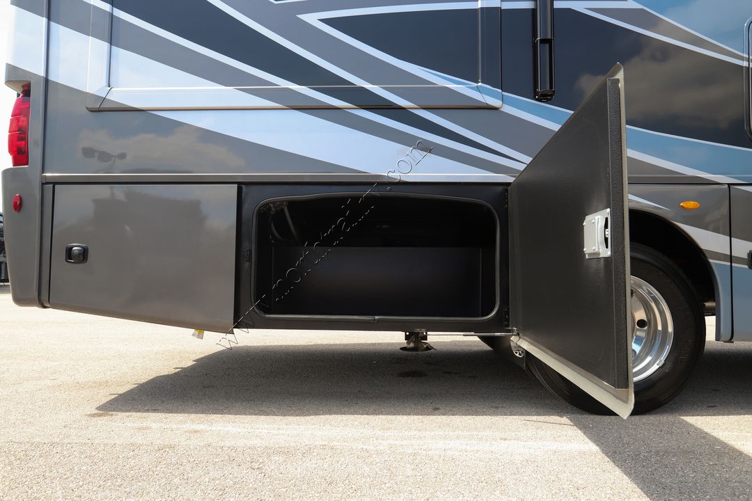 2023 Thor Challenger 36FA 15430