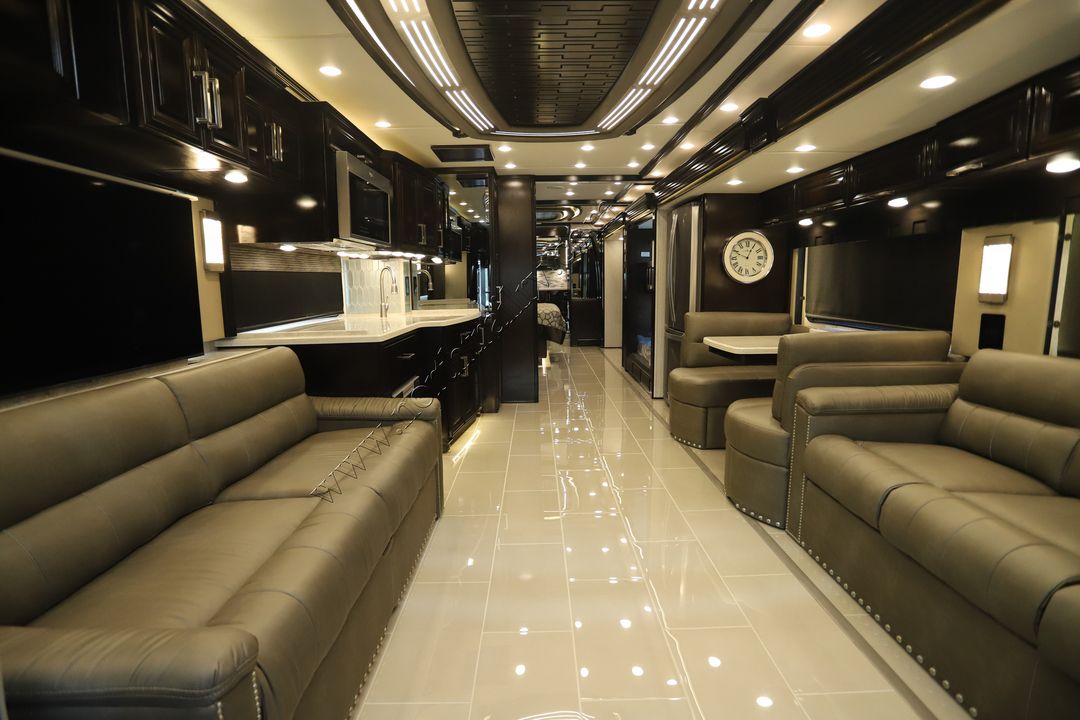 2023 Newmar London Aire 4535 15001