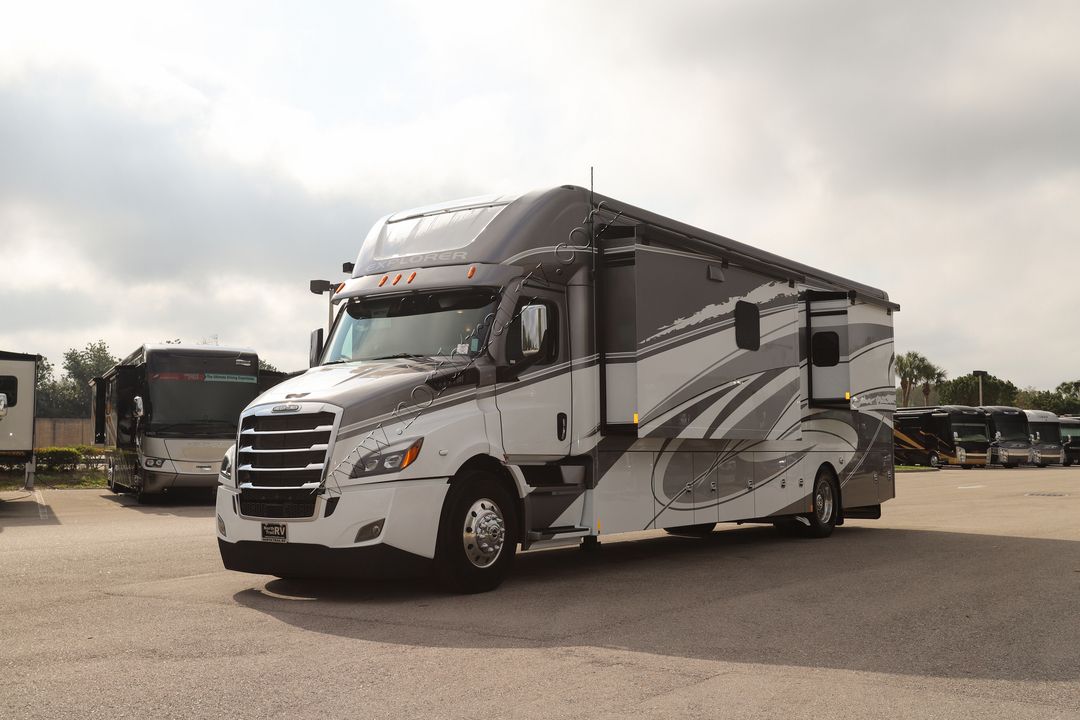2023 Renegade Rv Explorer 40ERB 15149