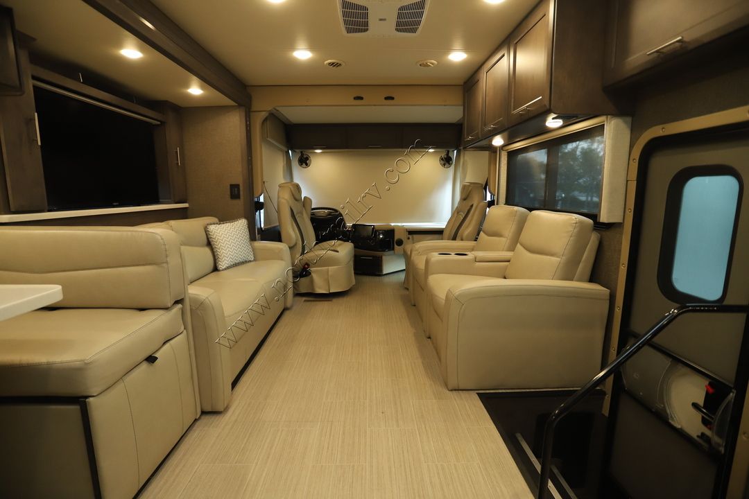 2021 Thor Palazzo 37.4 14966-1