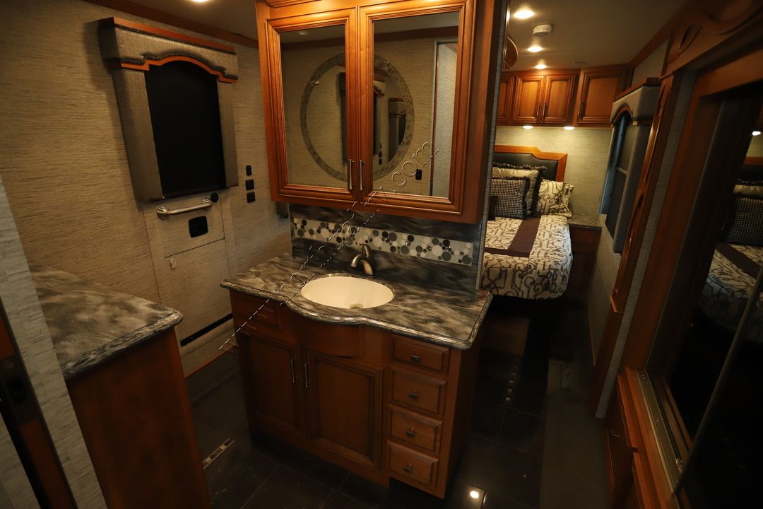 2018 Newmar Ventana 4046 19020