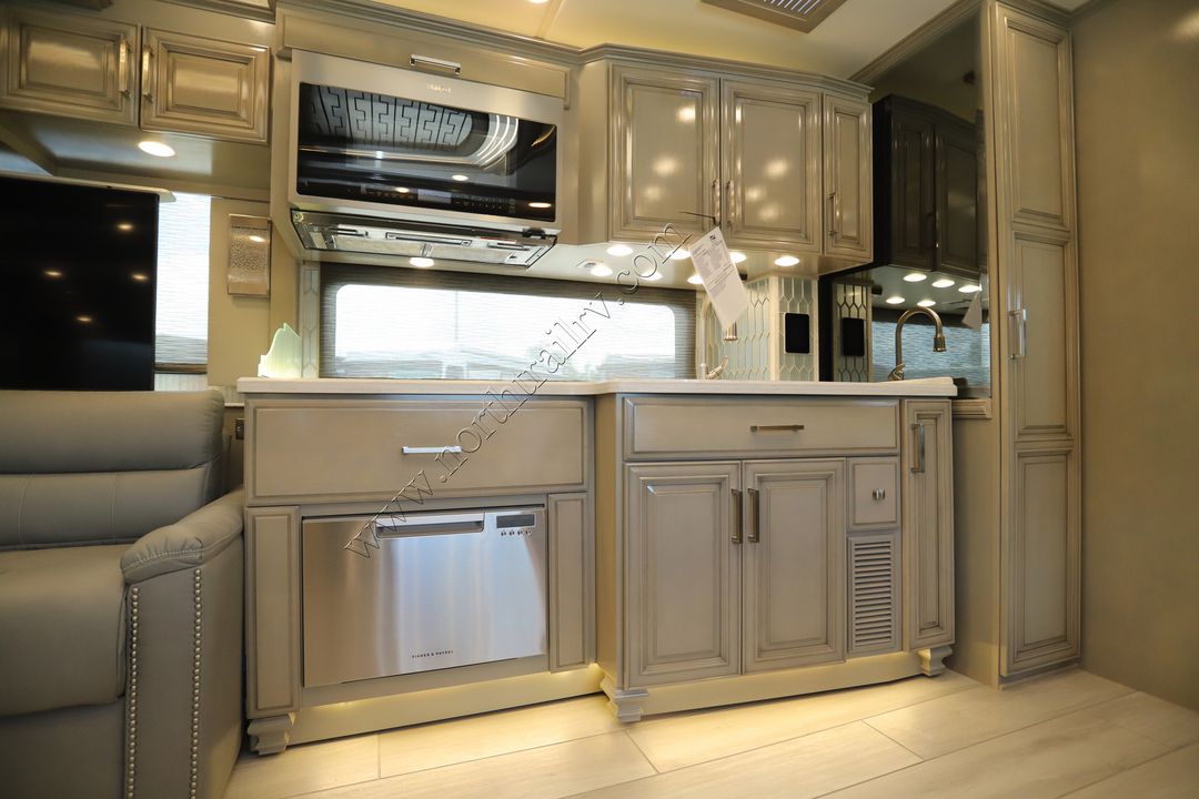 2023 Newmar London Aire 4535 15530