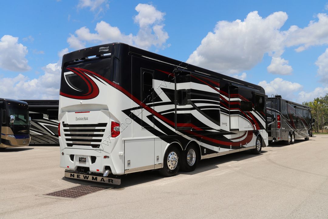 2023 Newmar London Aire 4535 15530