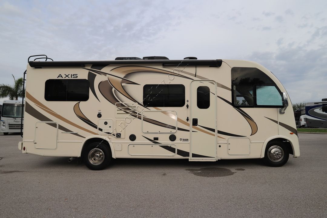 2018 Thor Axis 24.1 15266-1
