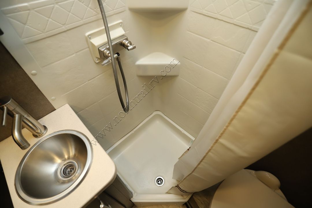 2018 Thor Axis 24.1 15266-1