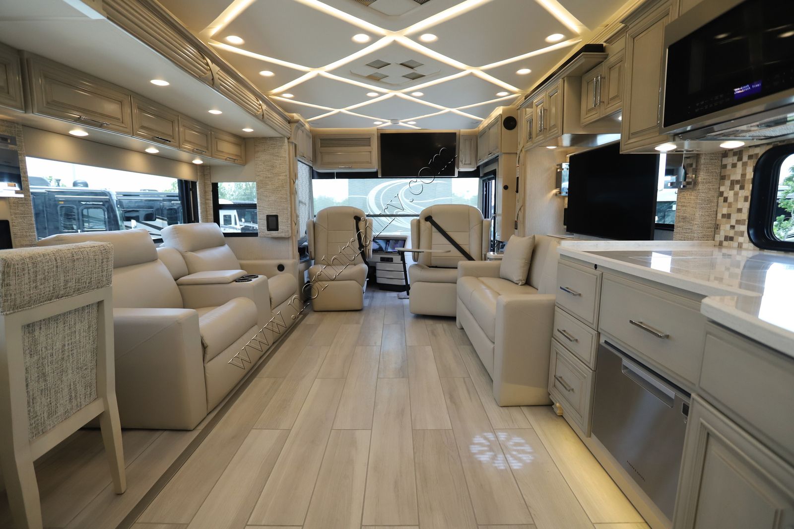 Newmar Motorhomes For Sale | North Trail RV Center