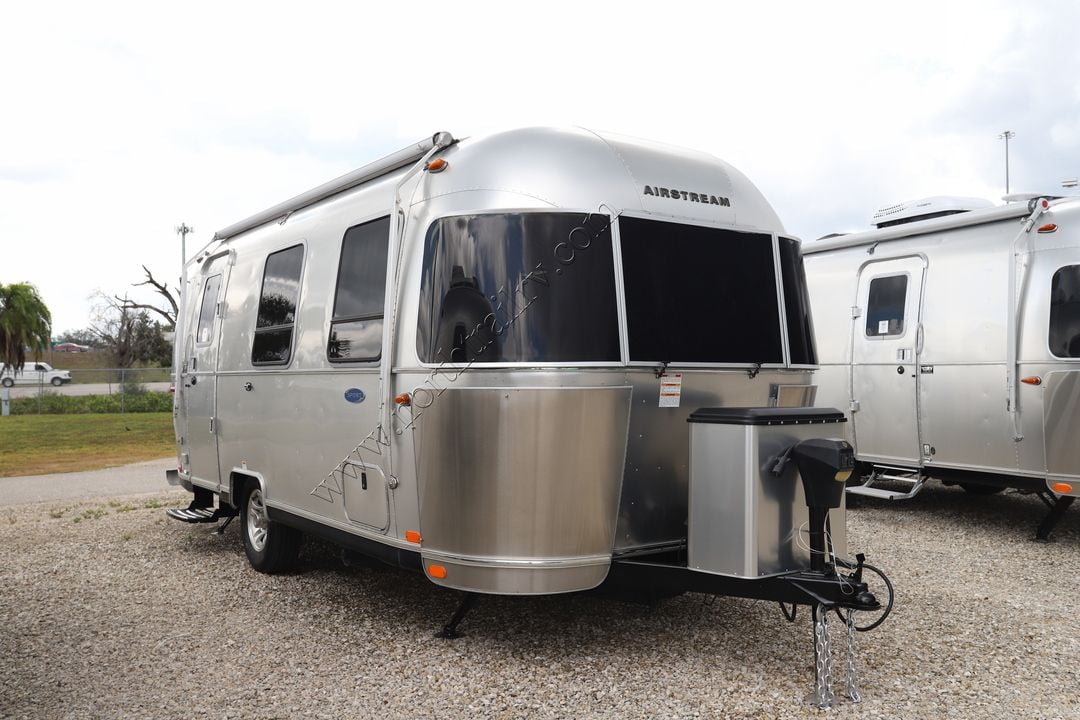 2018 Airstream Sport 22FB 15517-1