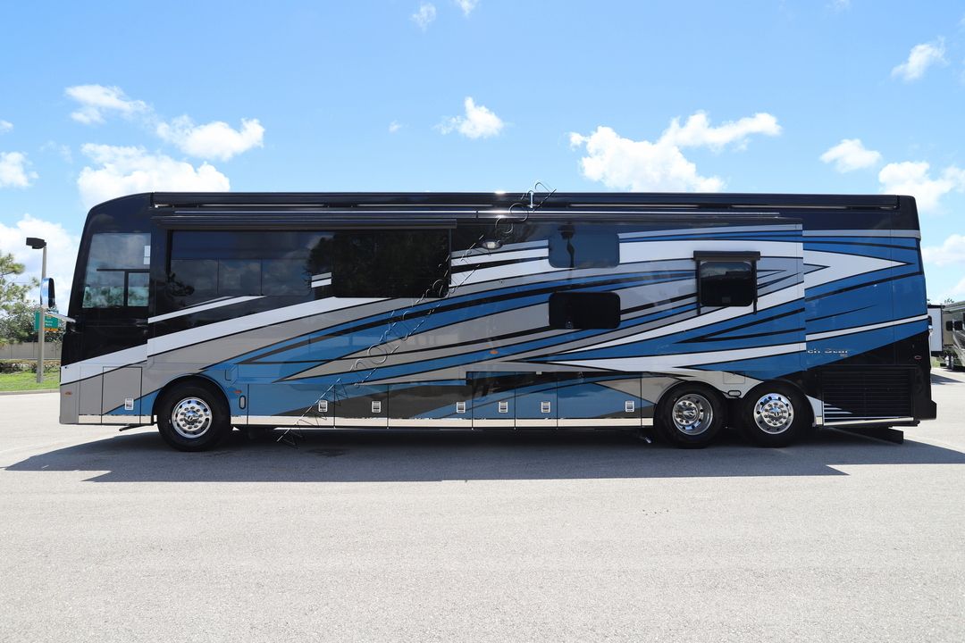 2023 Newmar Dutch Star 4326 15570