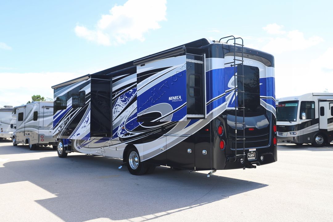 2024 Jayco Seneca Prestige 37L 15533