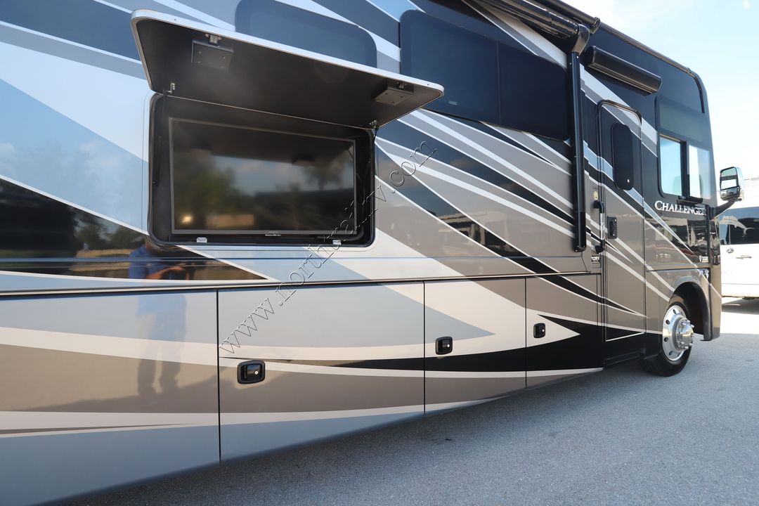2023 Thor Challenger 35MQ 15431