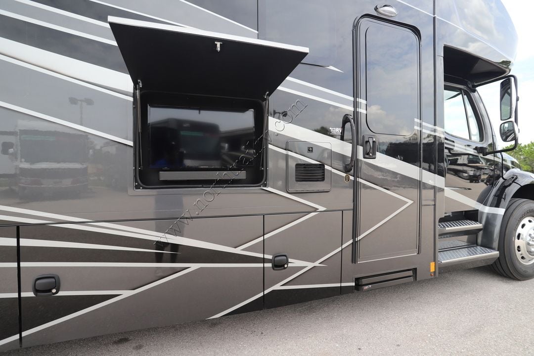 2024 Renegade Rv Valencia 38BB 15500