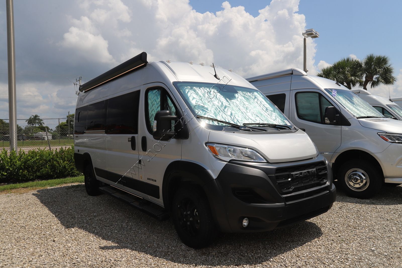 New Airstream Rangeline Touring Coach | Airstream of South Florida