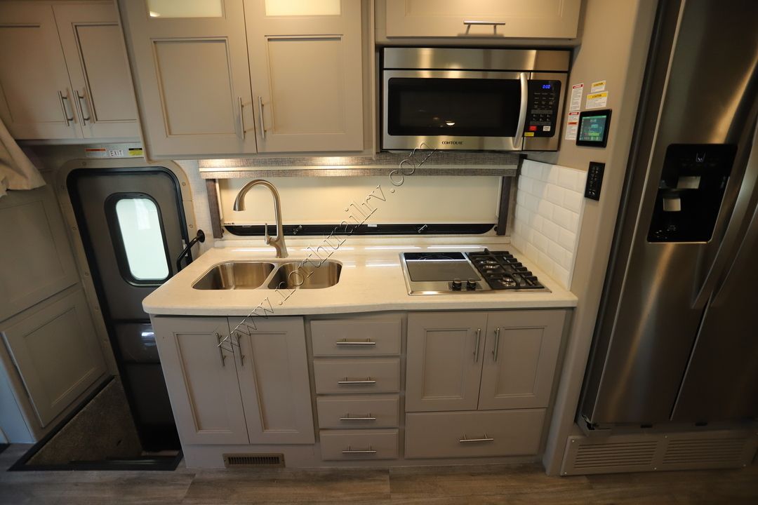 2022 Thor Inception 38MX 15170-1