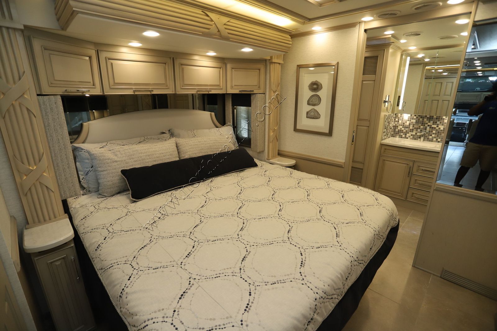 Newmar Motorhomes For Sale | North Trail RV Center