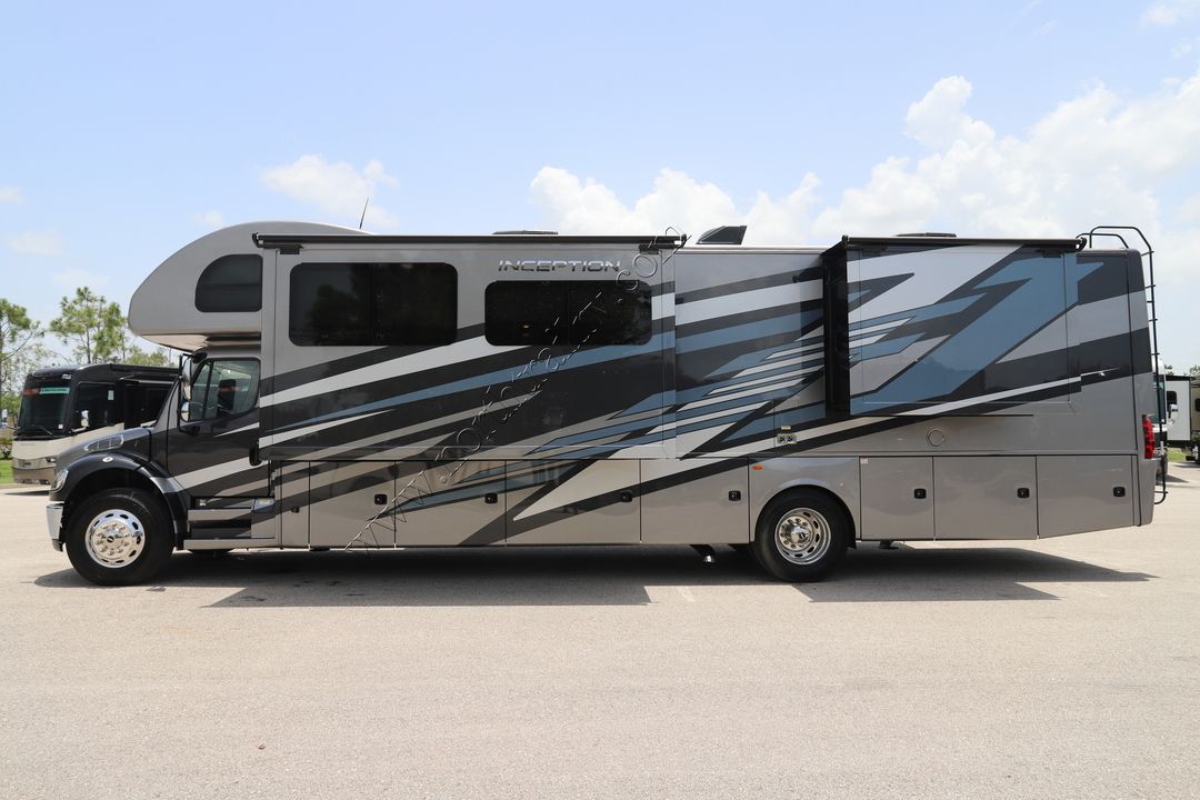 Thor Motor Coaches For Sale | North Trail RV Center