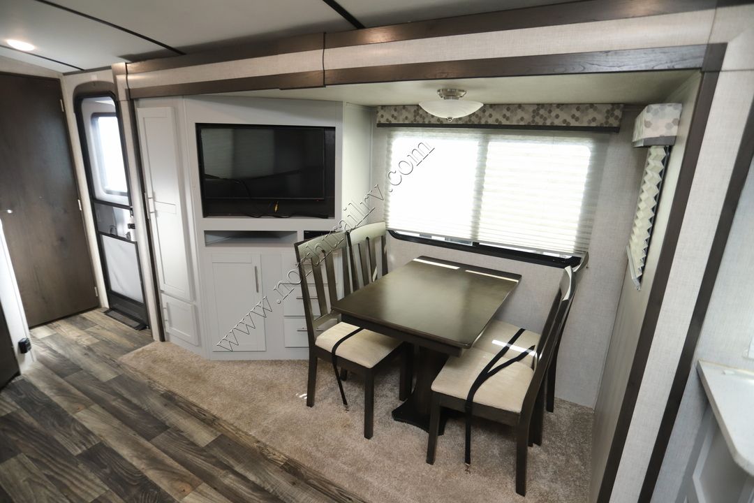 2019 Keystone Bullet Premier 24RK 14726-2