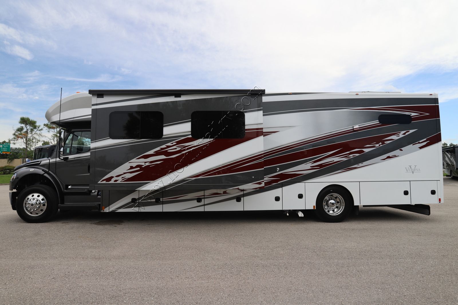 Renegade RVs For Sale | North Trail RV Center