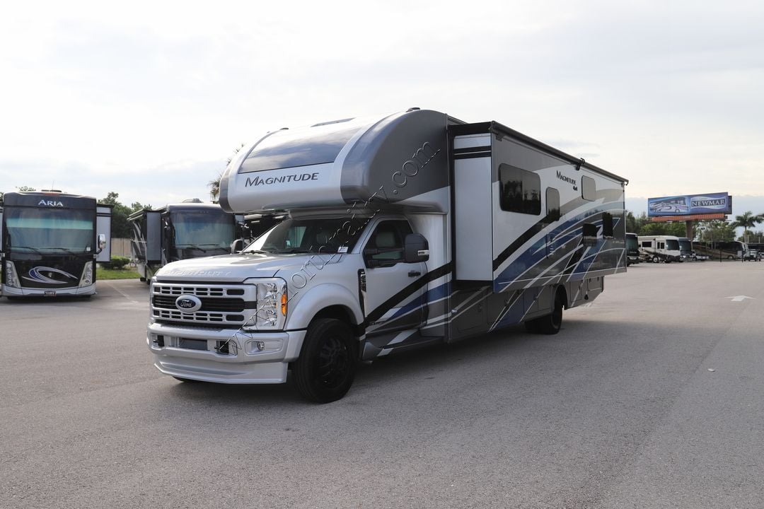 Thor Motor Coaches For Sale | North Trail RV Center