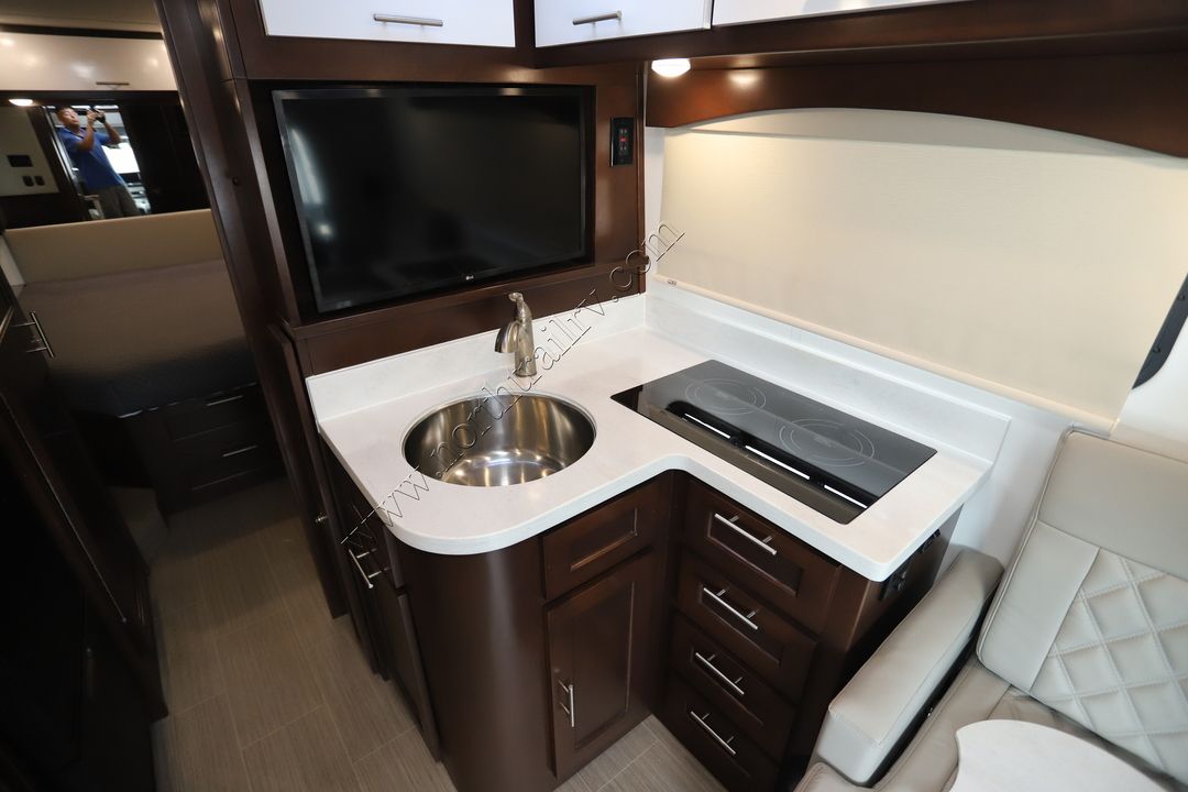 2023 Regency Conversions Ultra Brougham 25IB 15528-2