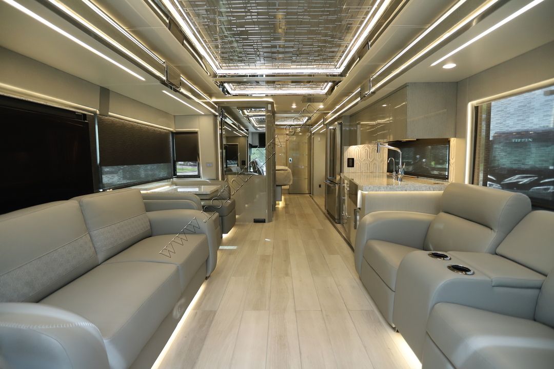 2022 Newmar King Aire 4533 19066