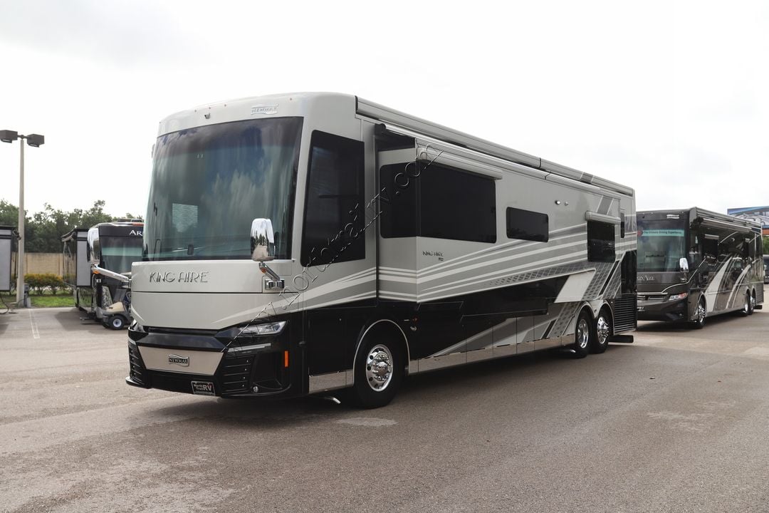 2022 Newmar King Aire 4533 19066