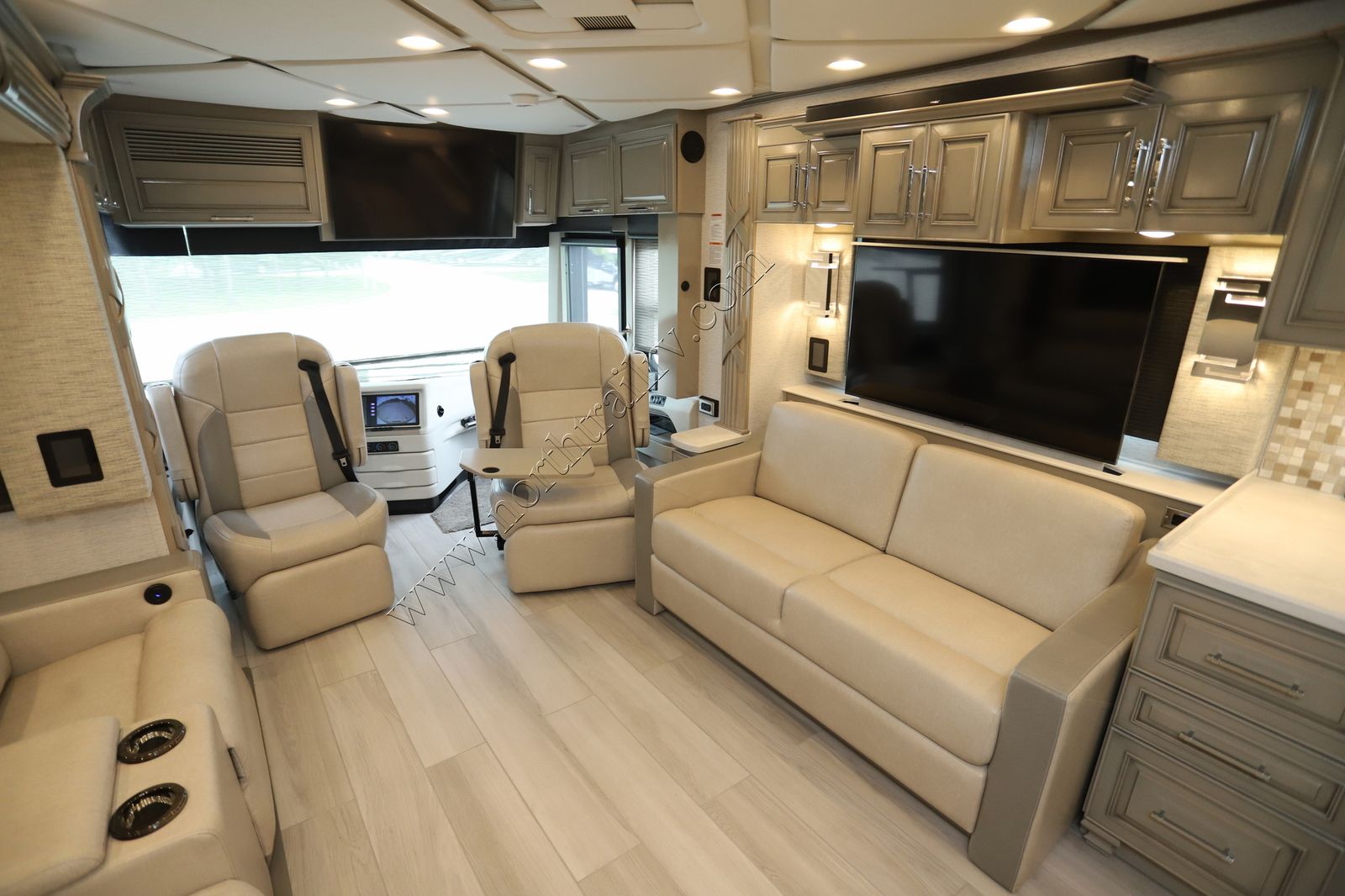 Newmar Motorhomes For Sale | North Trail RV Center