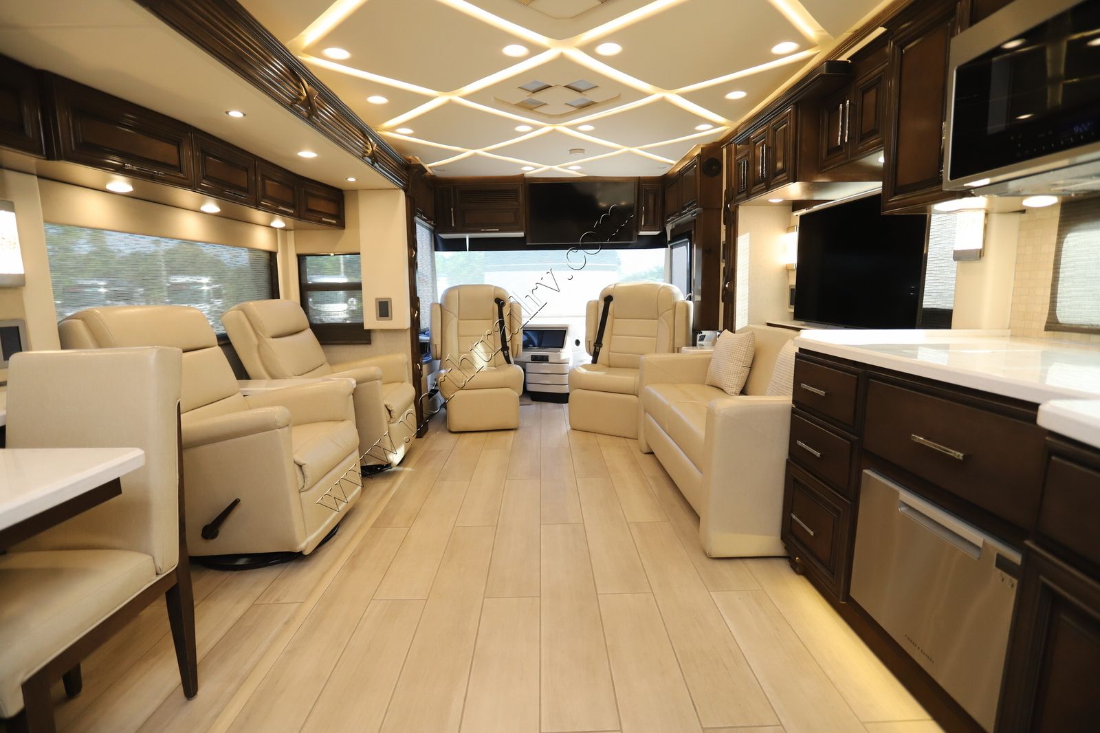Newmar Motorhomes For Sale | North Trail RV Center