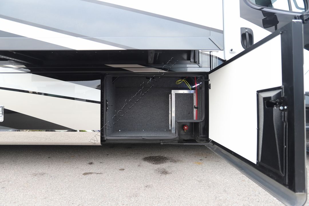 2024 Newmar Super Star 3731 15842