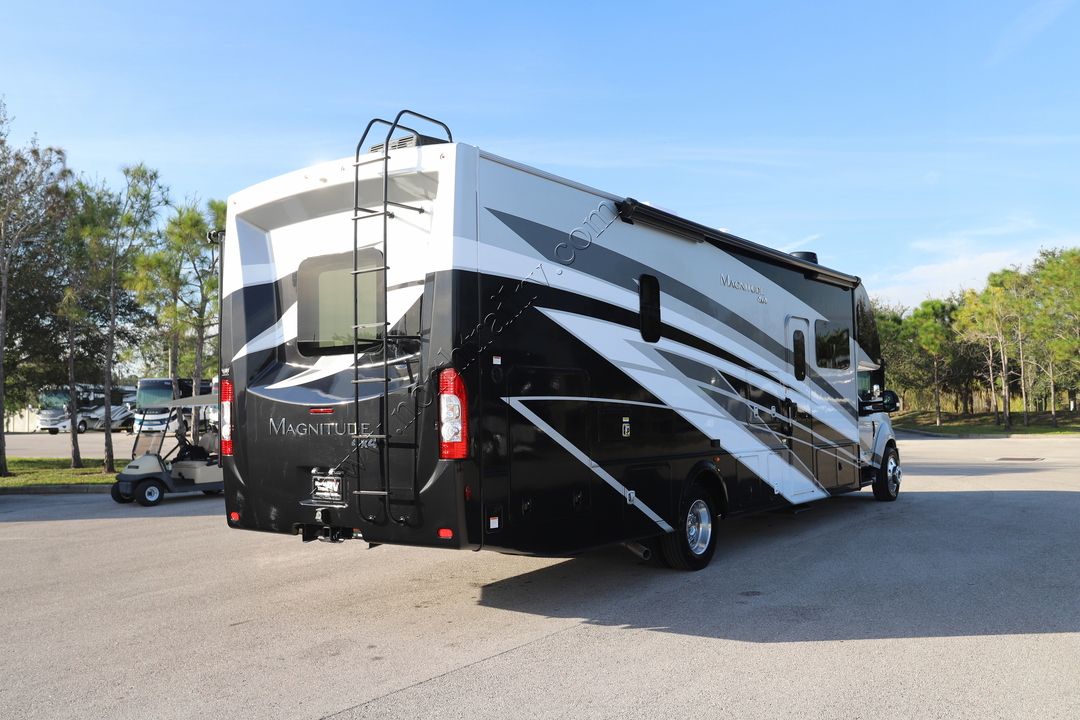 2024 Thor Magnitude RS36 15843
