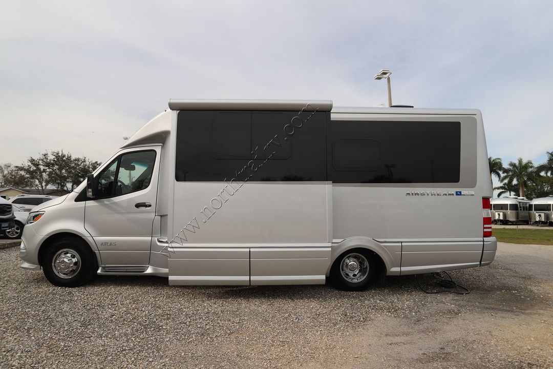 2024 Airstream Atlas Tommy Bahama 15830