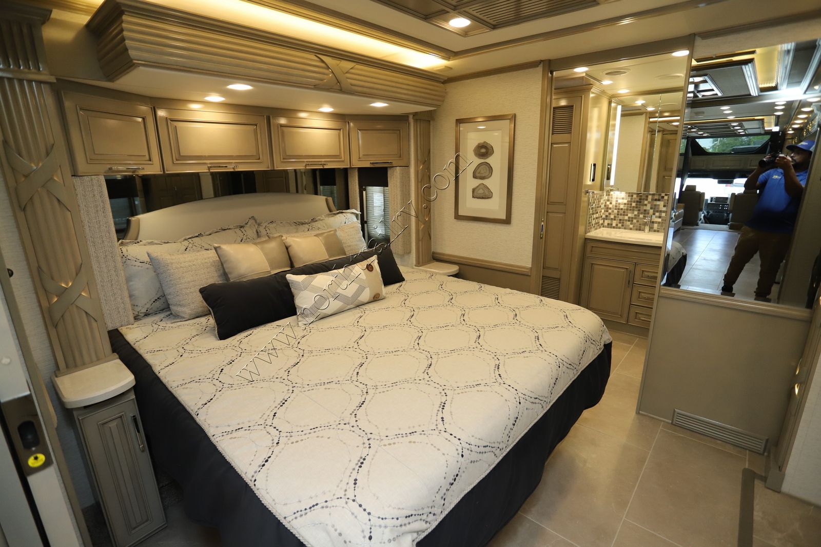 Newmar Motorhomes For Sale | North Trail RV Center