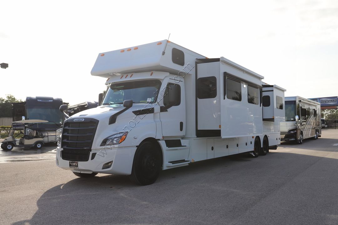 2024 Renegade Rv Classic 45CBF 15655