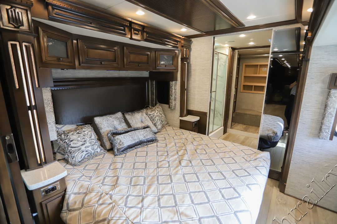 2019 Newmar Dutch Star 4362 19073