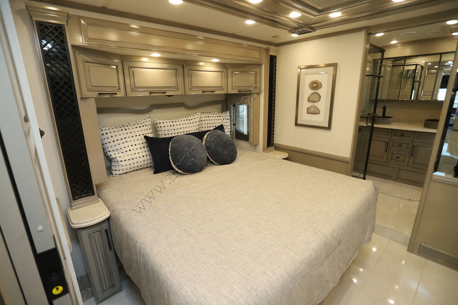 Newmar Motorhomes For Sale | North Trail RV Center