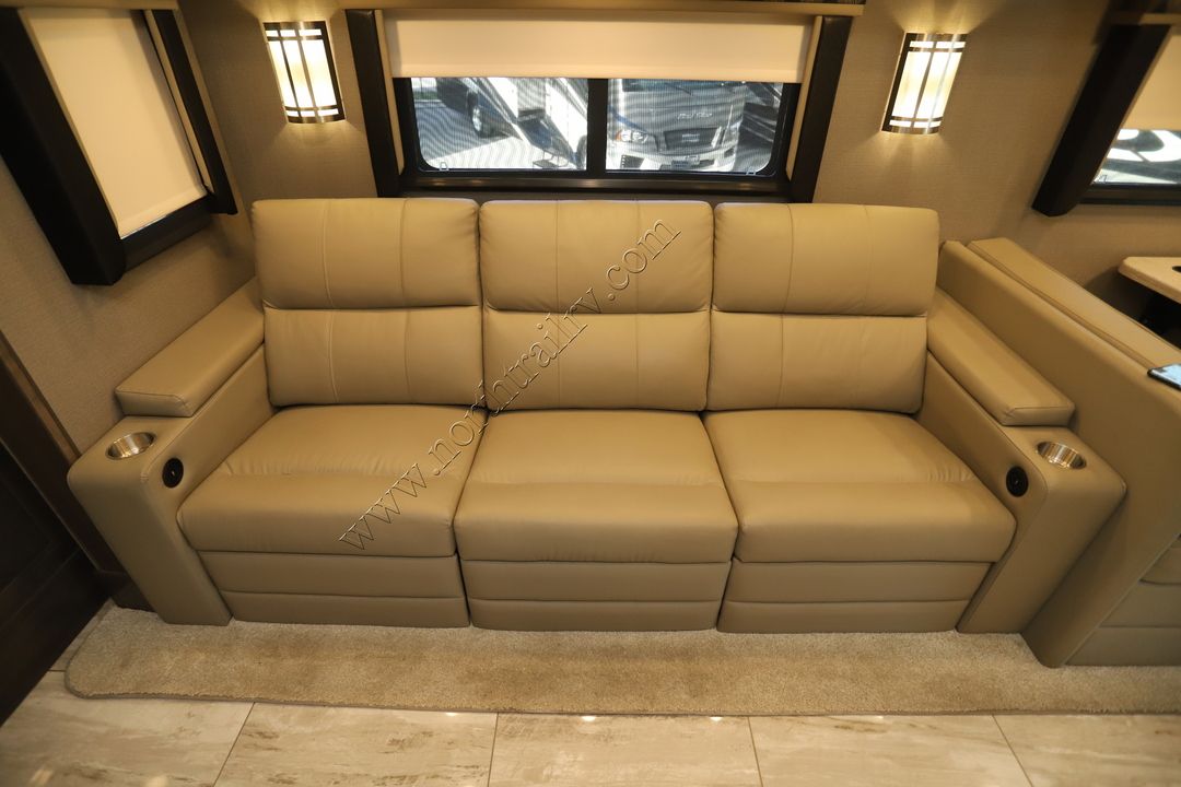 2021 Jayco Seneca Prestige 37K 15086-1