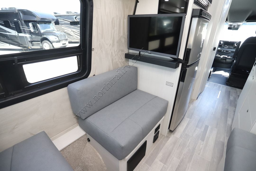 2024 Pleasure-Way Plateau TS 15923